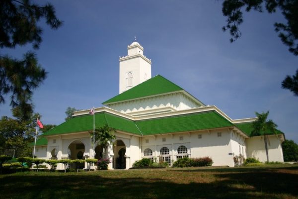 Attractions | Emerald Puteri Hotel